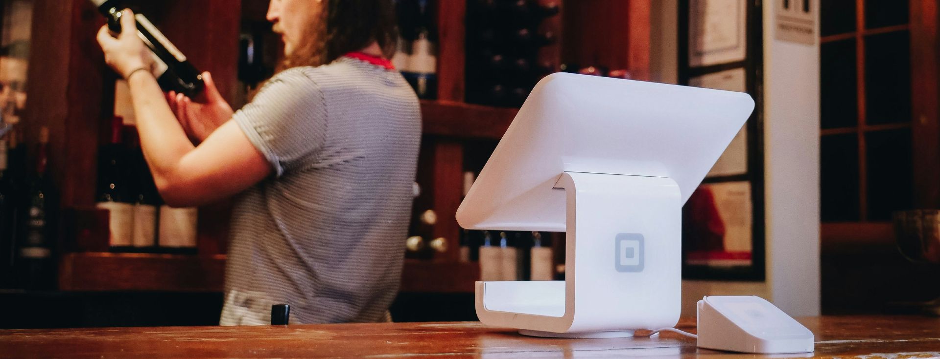 All About POS Systems for Bars and Restaurants 2024